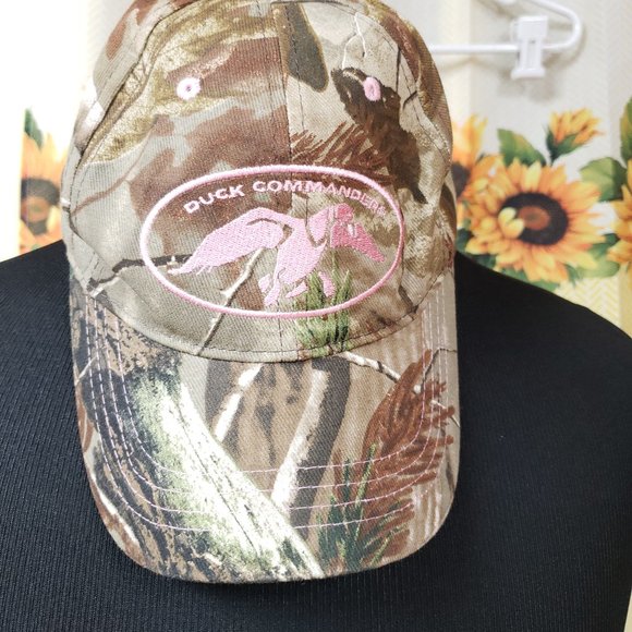 Accessories | Duck Commander Camo Pink Hat | Poshmark
